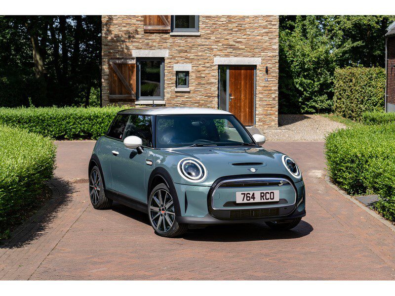 MINI Cooper S E -- Multitone Edition chega ao Brasil com volume ...